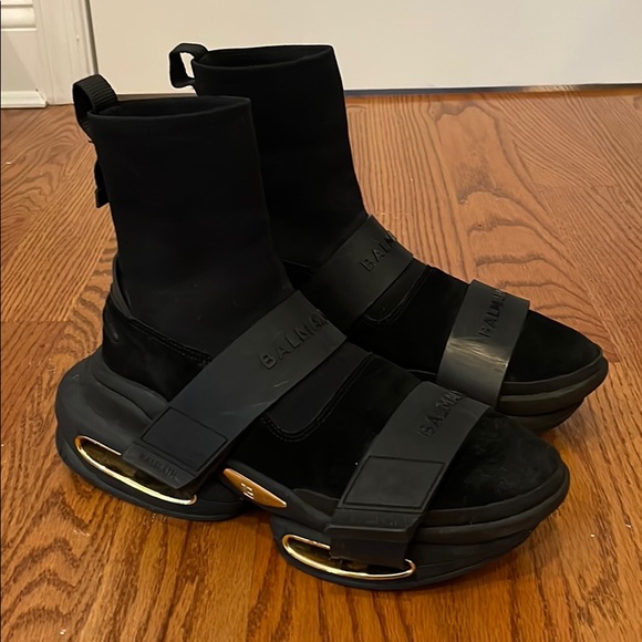 Balmain | Shoes | Mens Bbold Metallic Cutout Fashion Sneakers | Poshmark